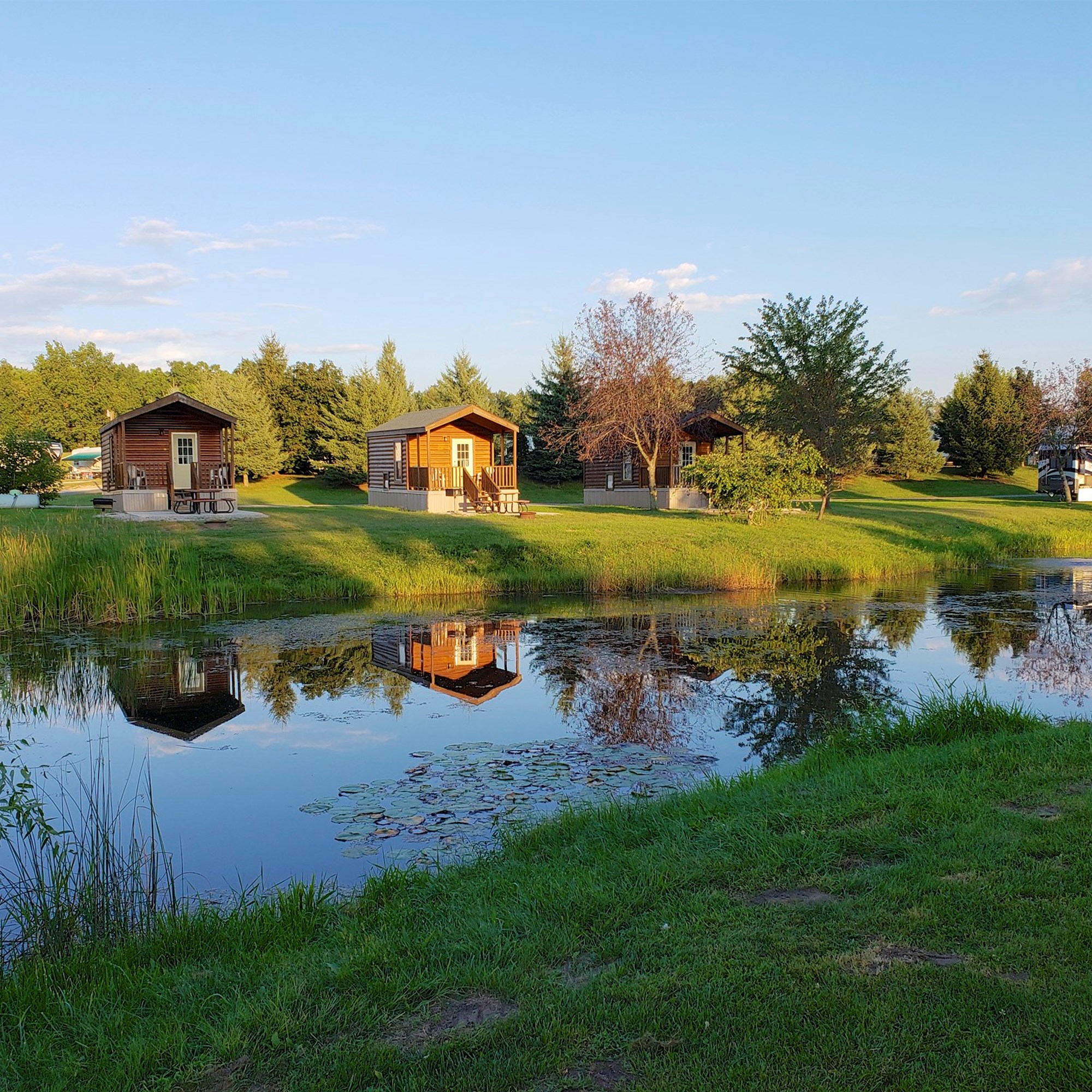 Angola / Hogback Lake KOA Holiday - RV Campground in Angola, IN