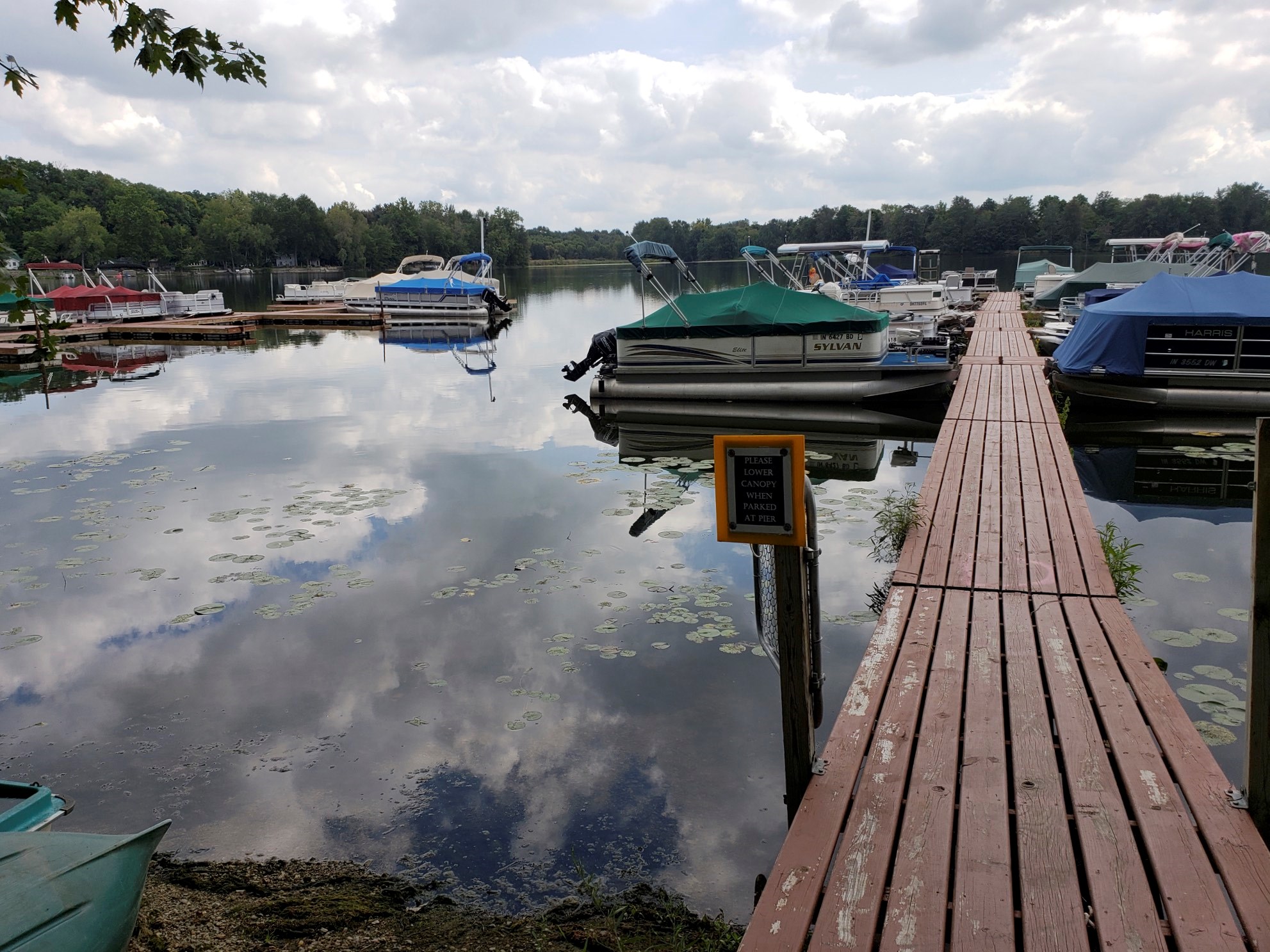 Angola / Hogback Lake KOA Holiday - RV Campground in Angola, IN