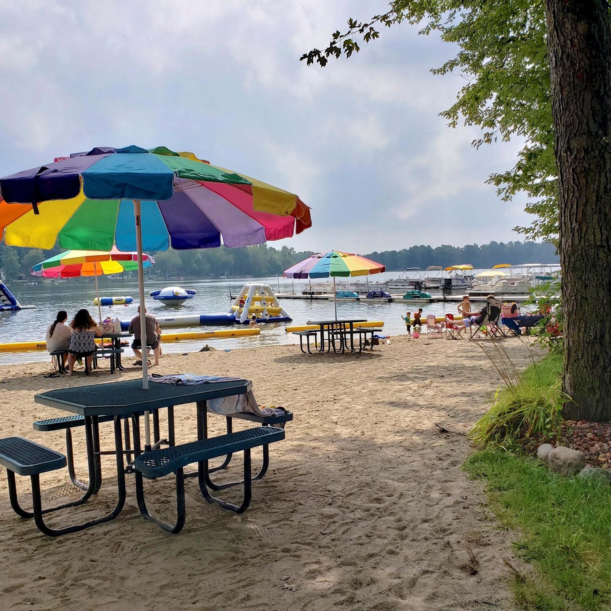 Angola / Hogback Lake KOA Holiday - RV Campground in Angola, IN