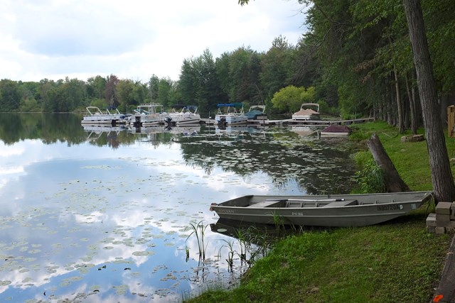 Angola, Indiana Camping Photos | Angola / Hogback Lake KOA Holiday