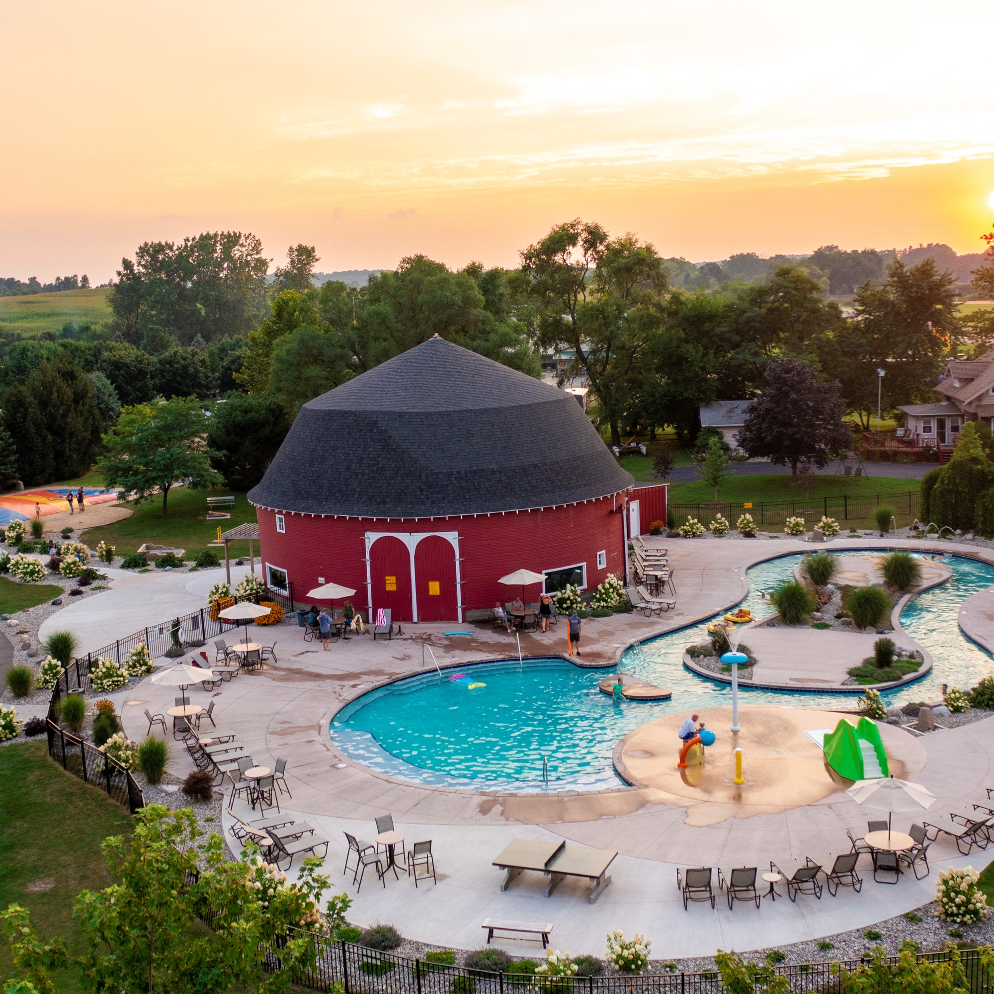 Angola, Indiana Camping Deals | Angola / Hogback Lake KOA Holiday