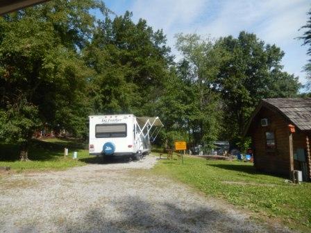 Benton, Illinois RV Camping Sites | Benton KOA Journey