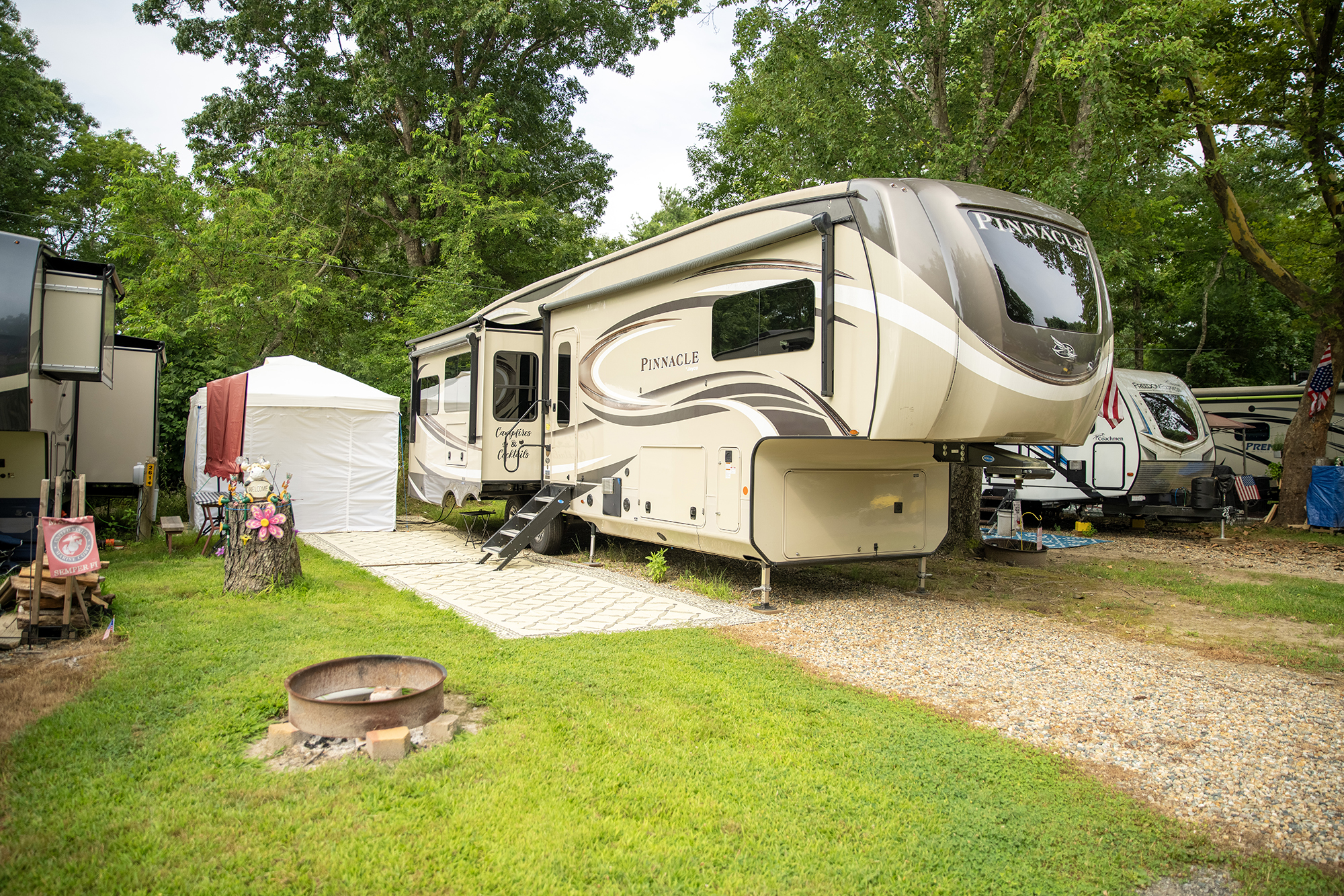 RV Camping Sites in Middleboro, MA | Back-In & Pull-Thru