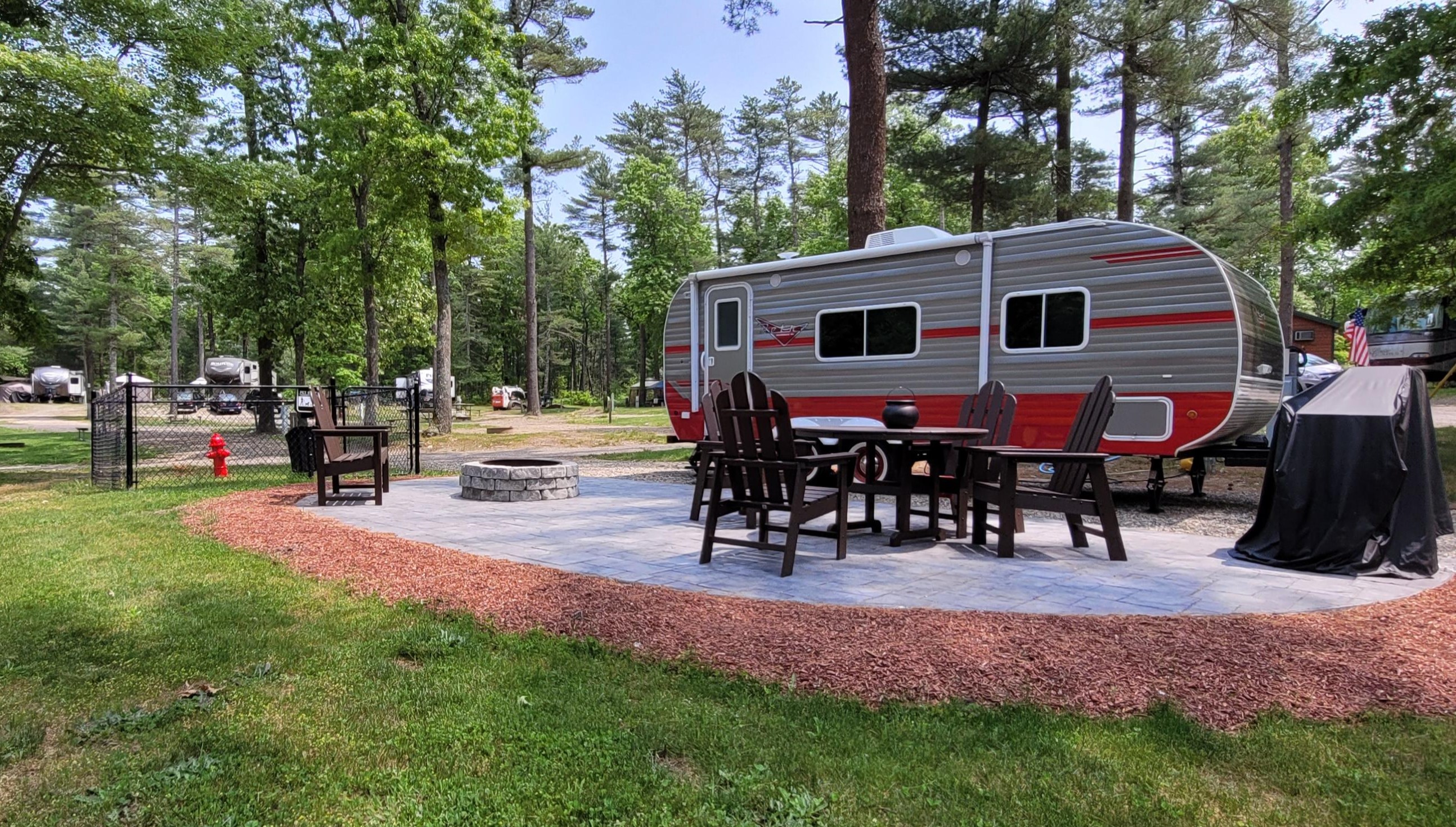 RV Camping Sites in Middleboro, MA | Back-In & Pull-Thru