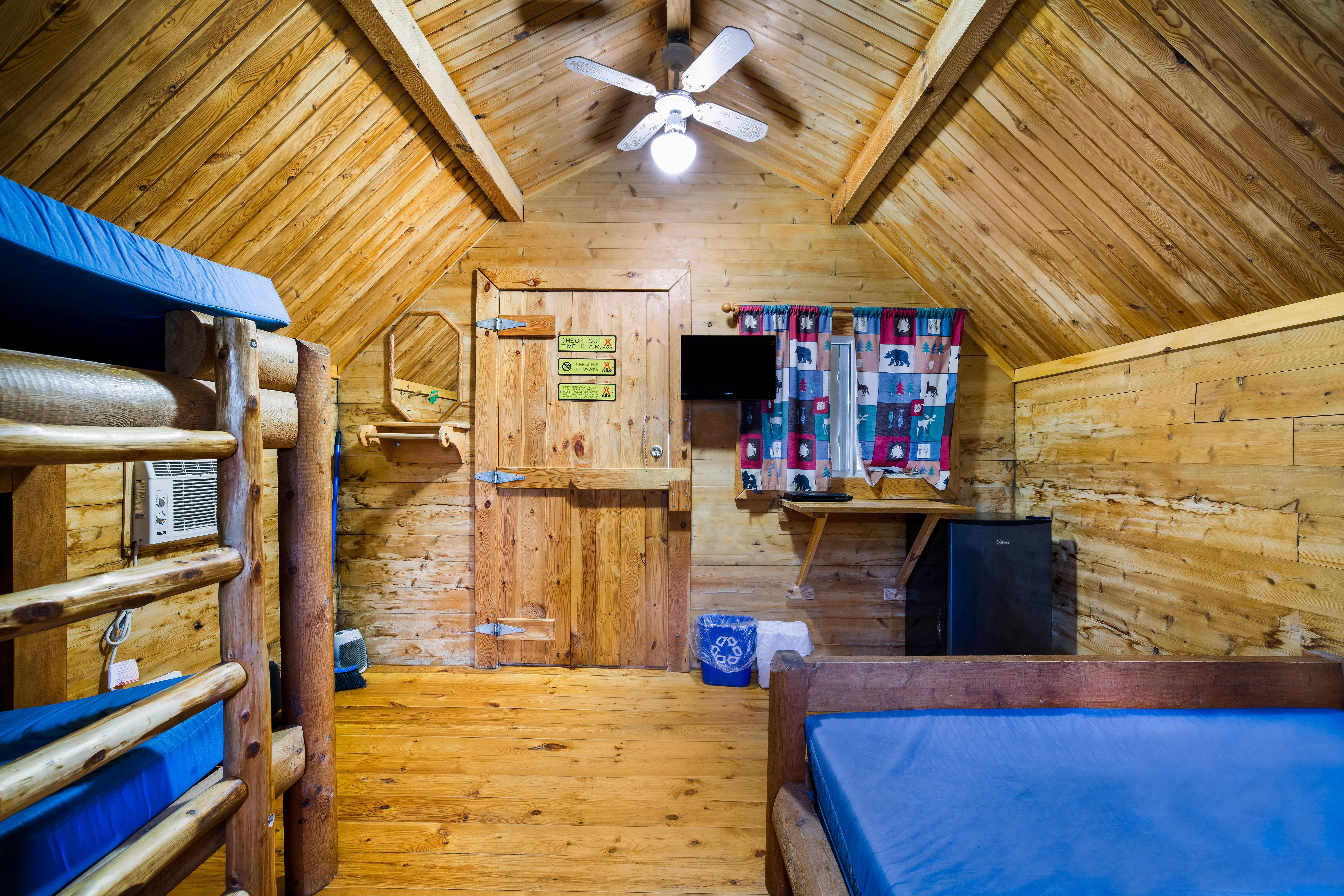 Cardinal, Ontario Lodging | Cardinal / Ottawa South KOA Holiday