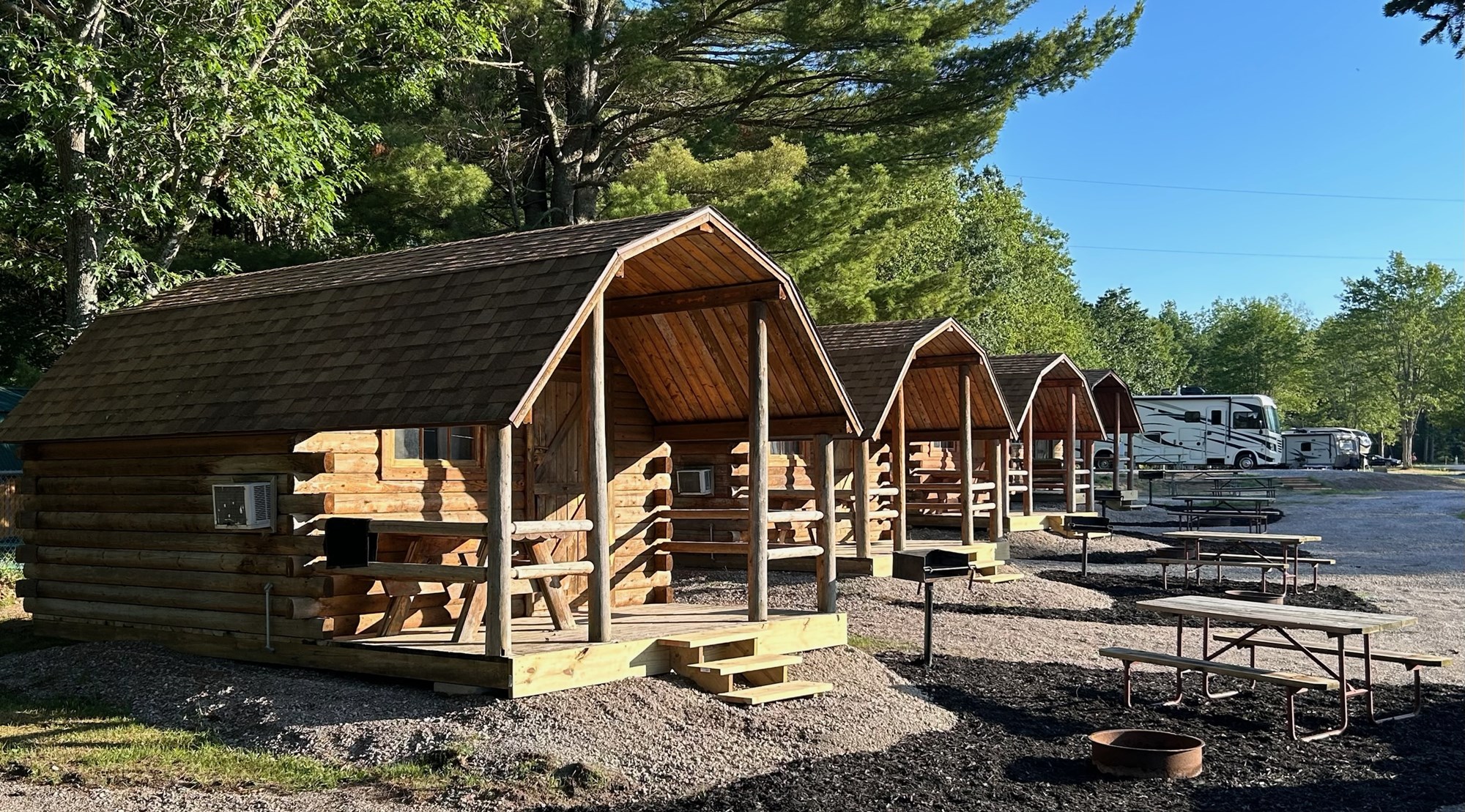 Michaywé Arts & Crafts Show: Event at the Gaylord South / Bradford Lake ...