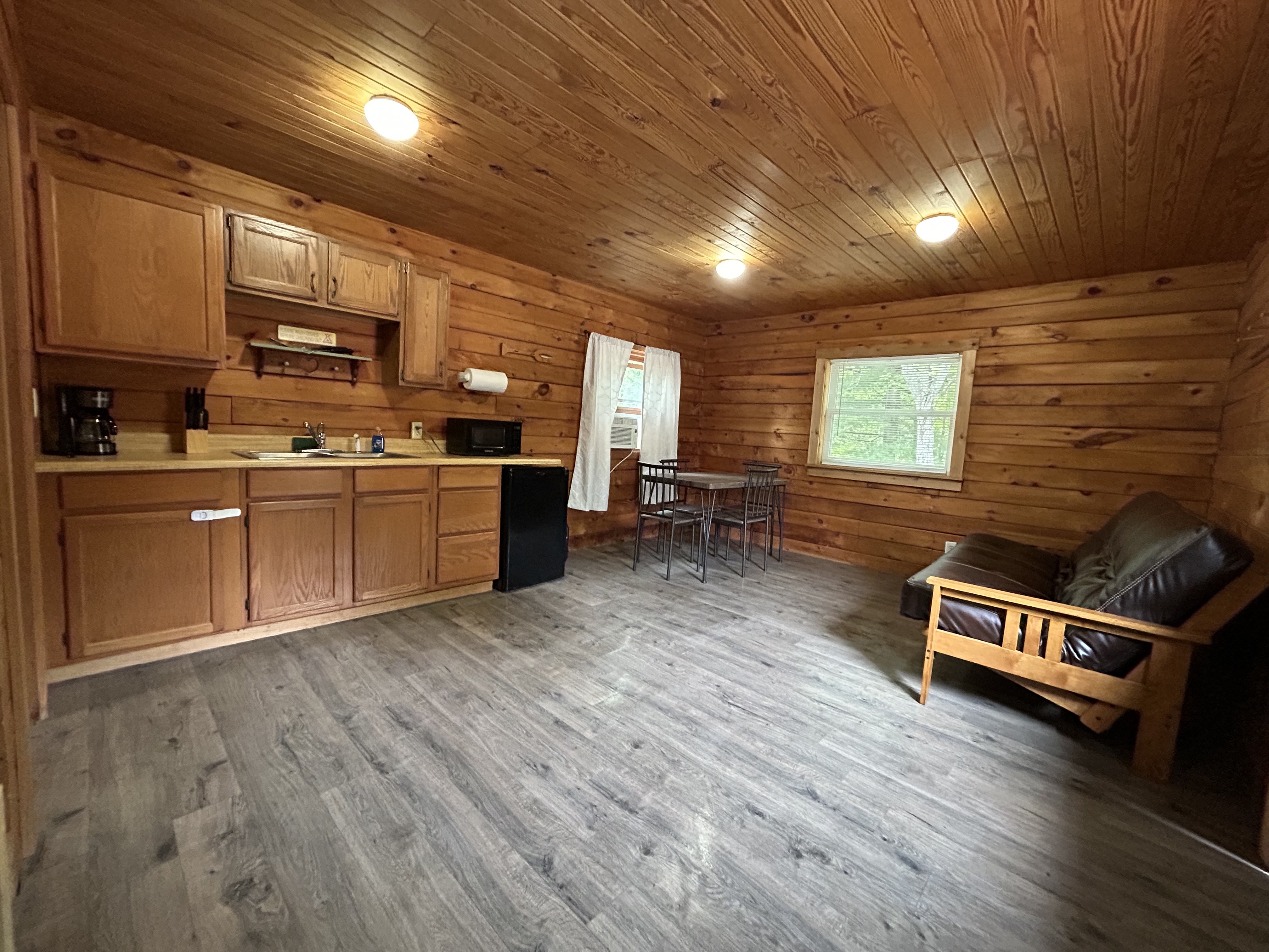 Frederic, Michigan Lodging | Gaylord South / Bradford Lake KOA Holiday