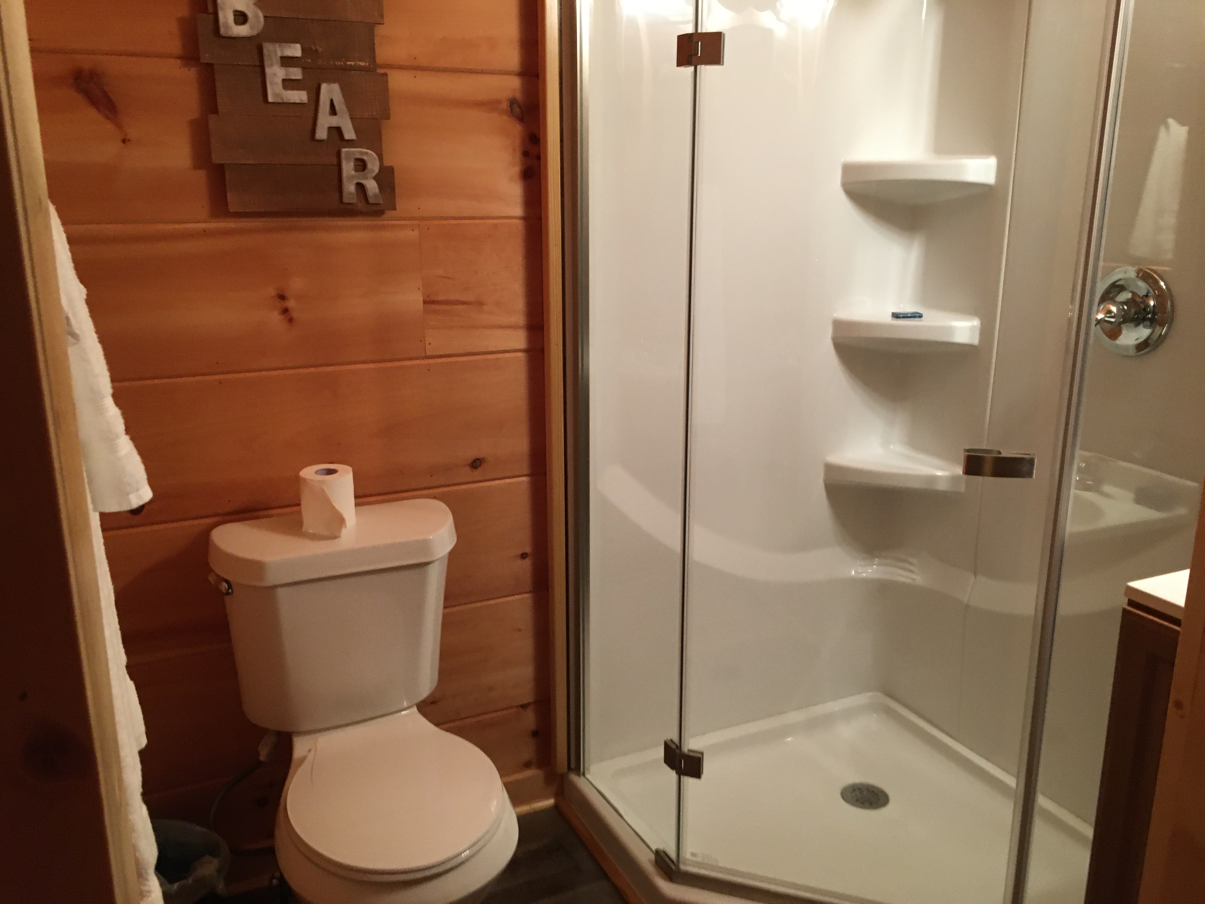 Harrison, Arkansas Lodging | Harrison KOA Holiday