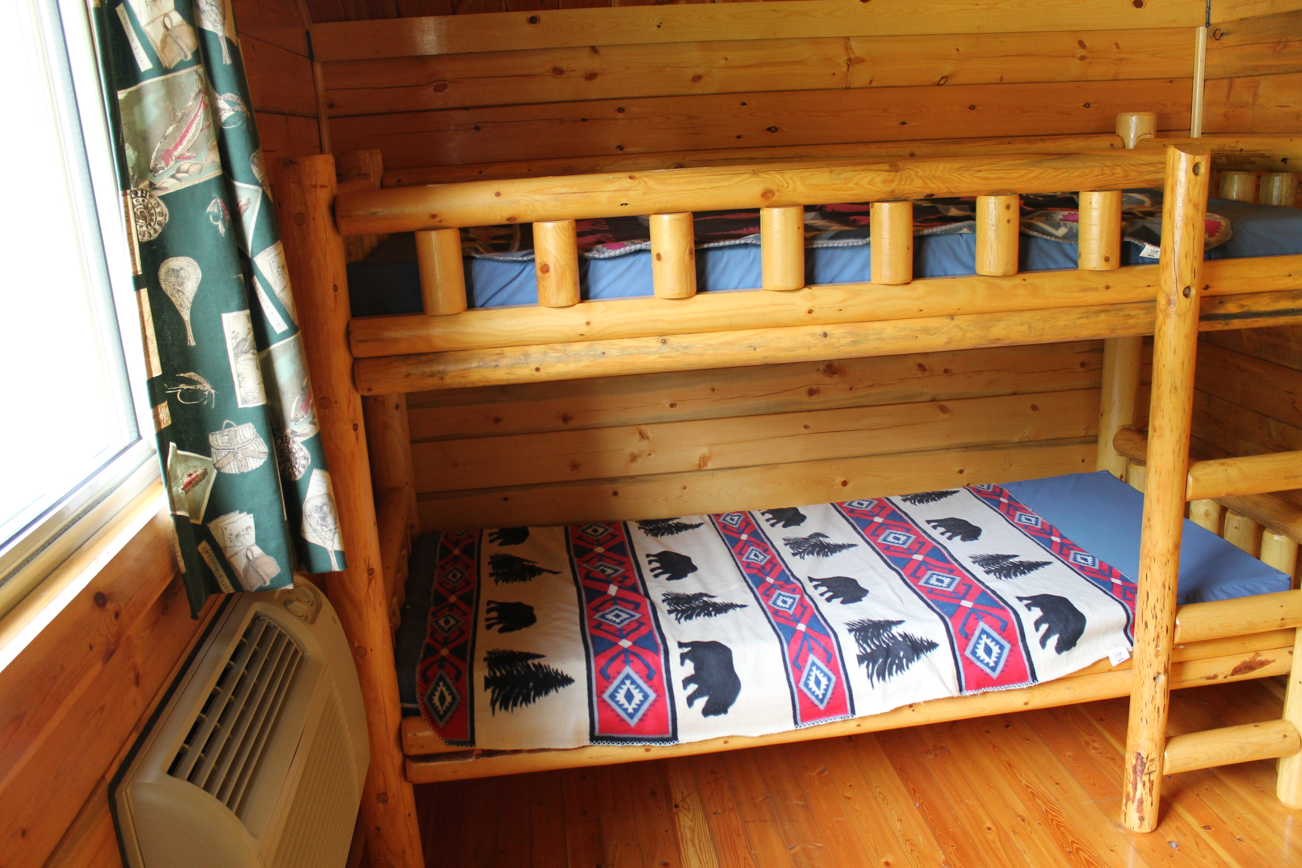 Camping Cabin (No Bathroom) Rustic Bunkhouse Pictures - Huntington ...