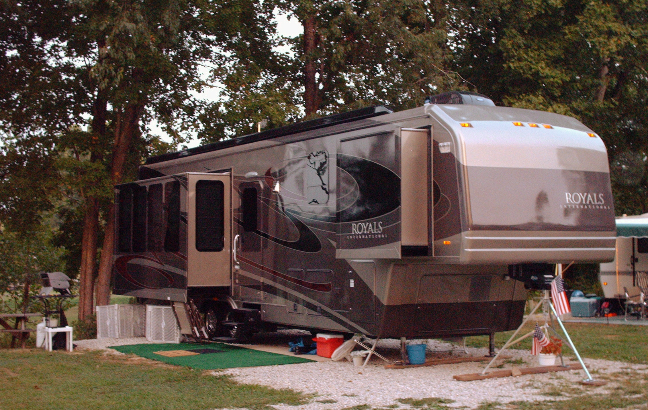 Milton, West Virginia RV Camping Sites | Huntington / Fox Fire KOA