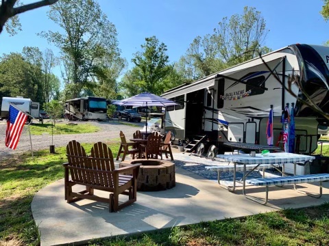 RV Parks at Kentucky Lakes / Prizer Point KOA Campground