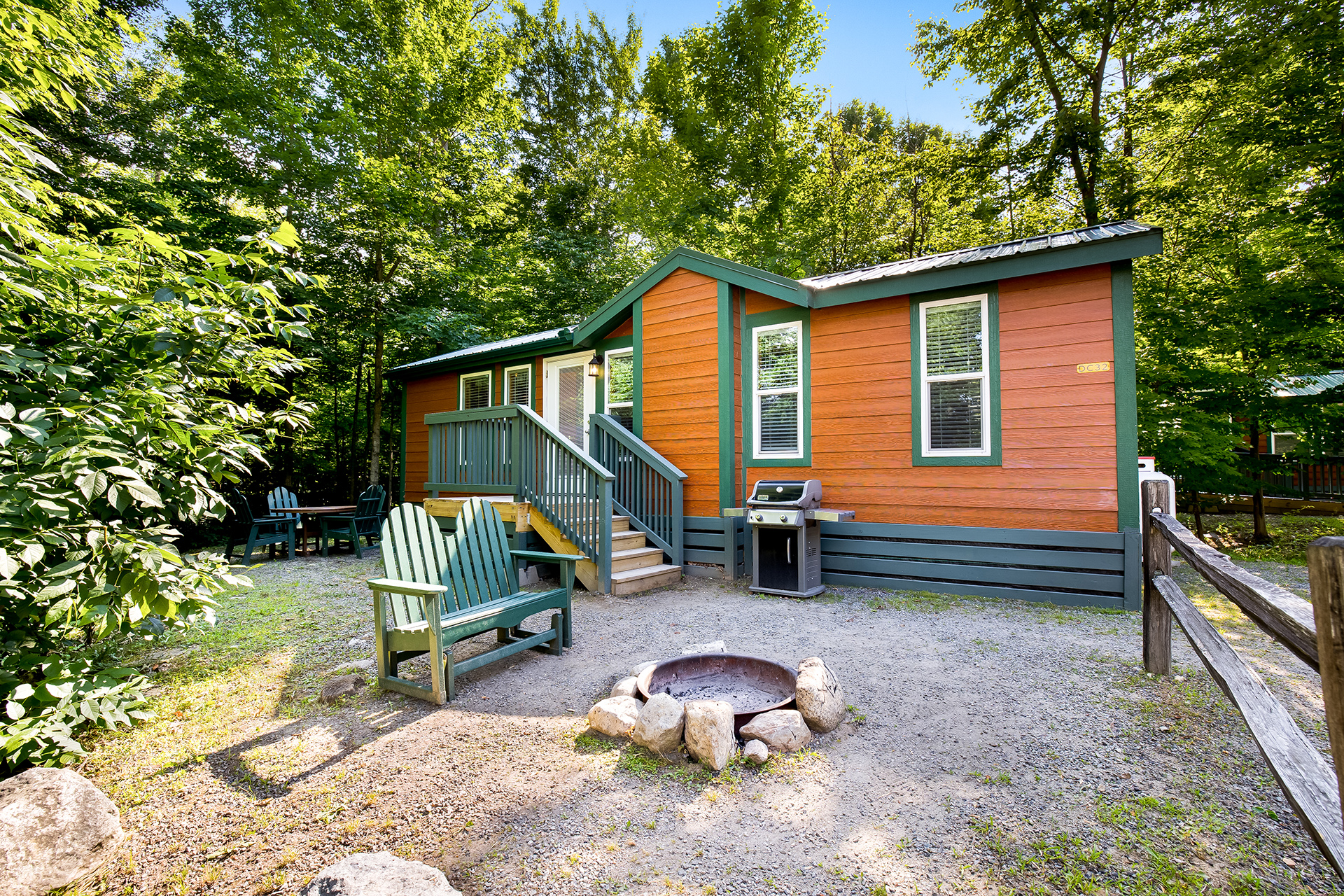 Camping Cabins & Deluxe Glamping | Lake Placid KOA
