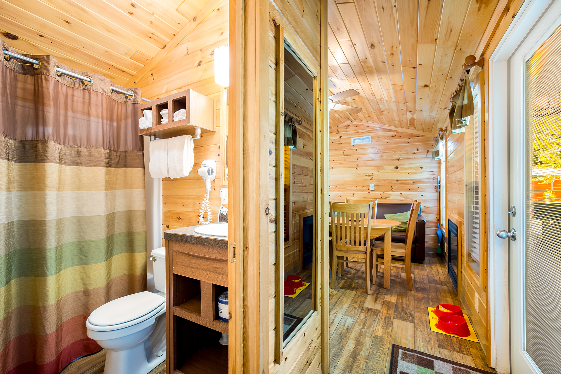 Camping Cabins & Deluxe Glamping | Lake Placid KOA