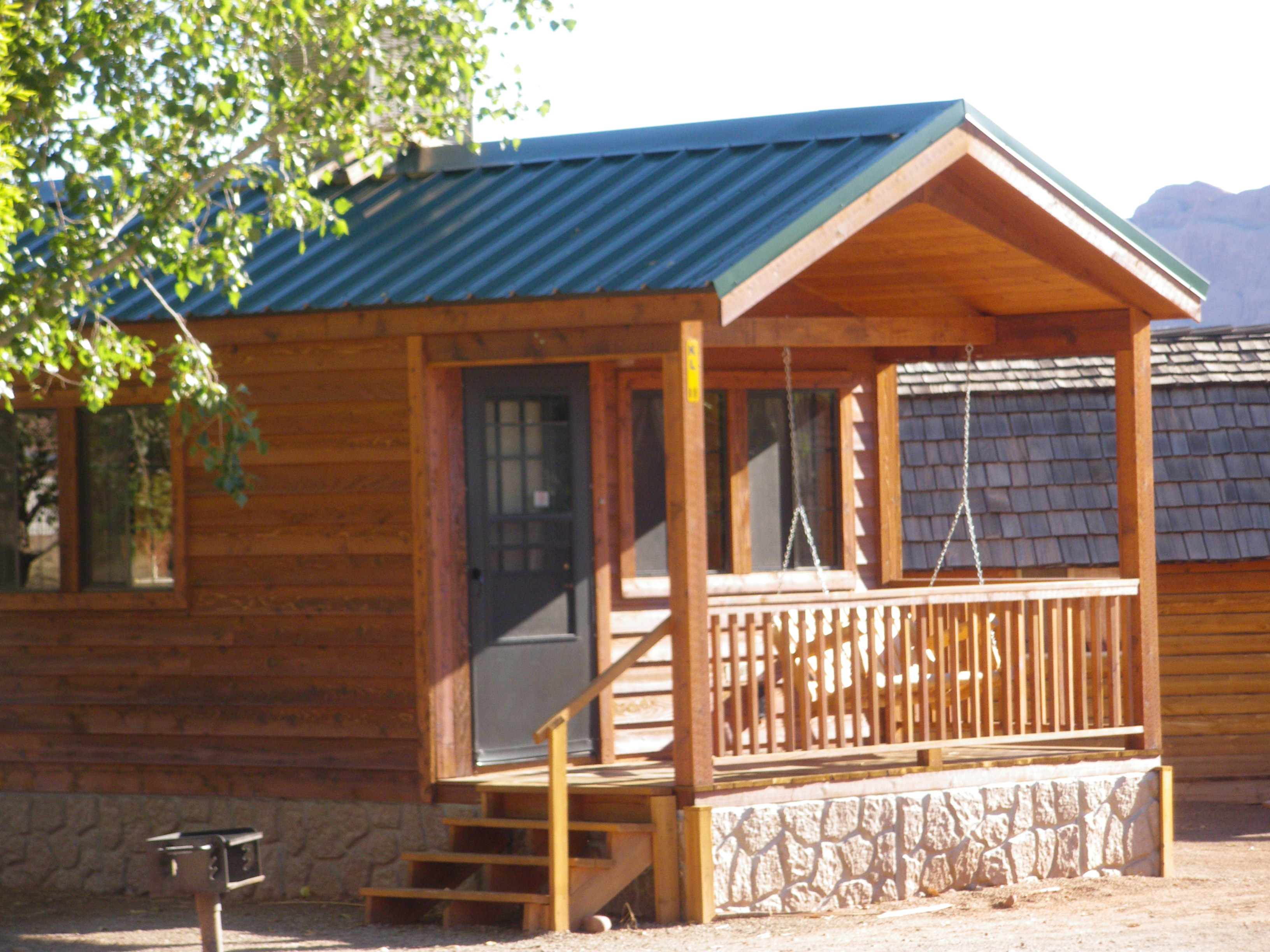 Moab, Utah Camping Cabins & Deluxe Glamping | Moab KOA