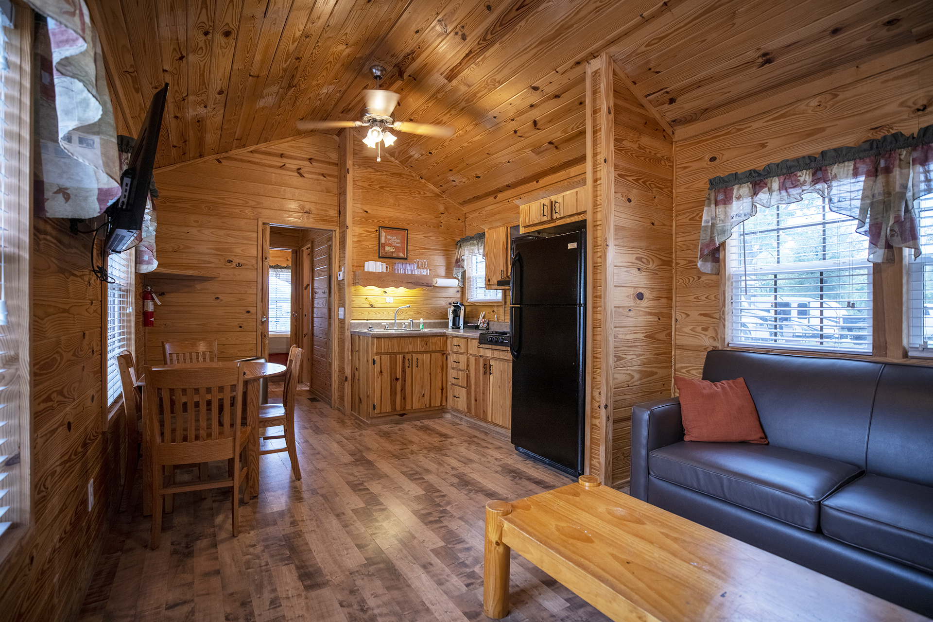 Lodging, Cabins & Glamping Cabins | KOA Nashville Resort