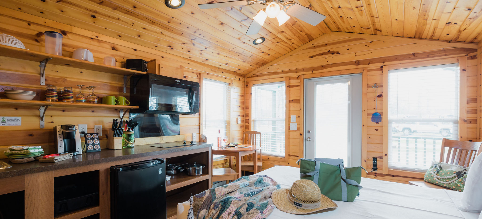 Camping and Deluxe Cabin Rentals | New Bern KOA Holiday