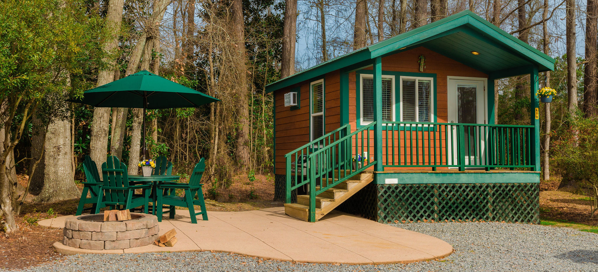 Camping and Deluxe Cabin Rentals | New Bern KOA Holiday
