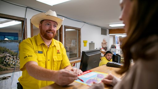 24 Summer Job Opportunities to Take Advantage of