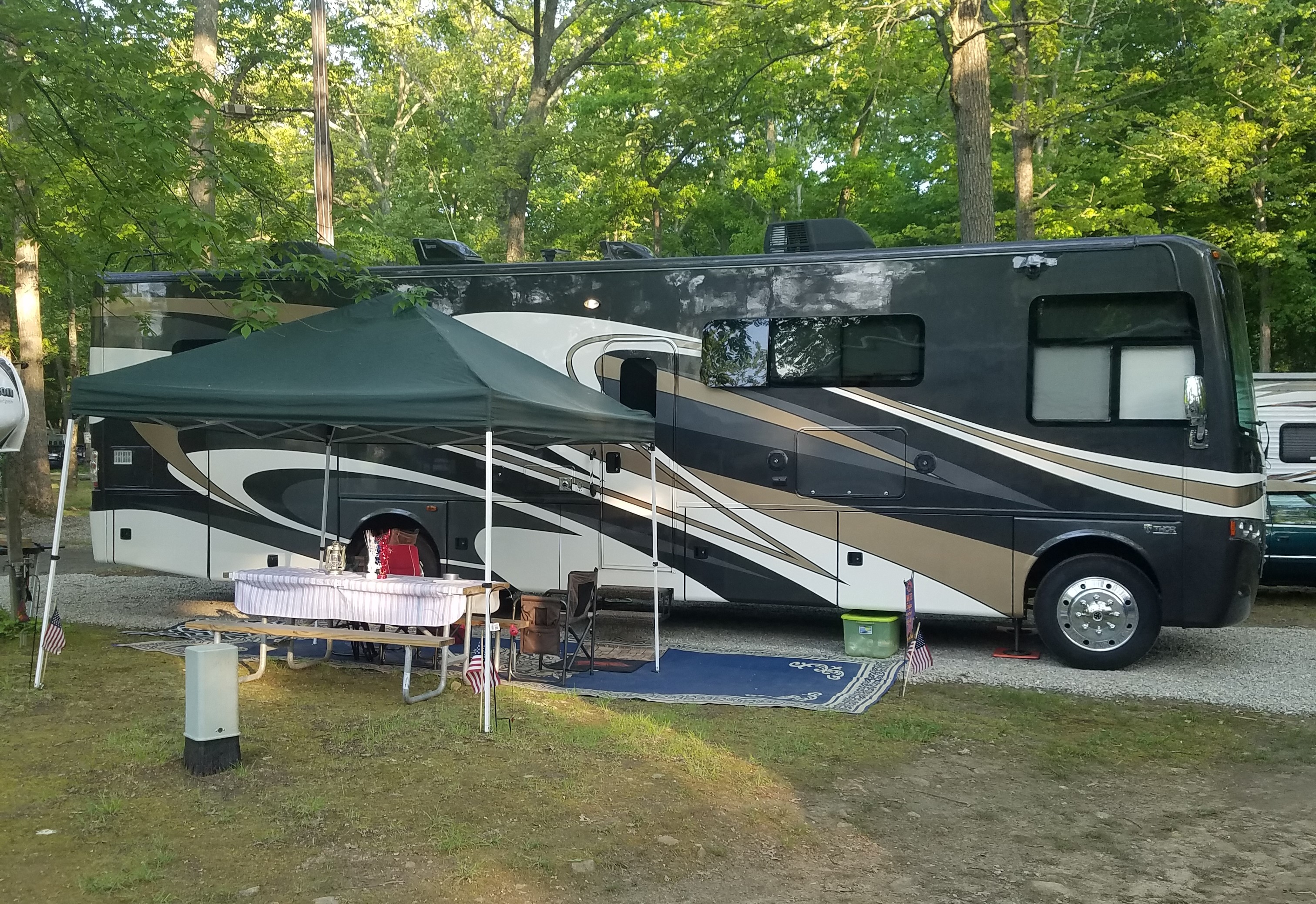 Niantic, Connecticut RV Camping Sites | Niantic / I-95 Exit 72 KOA Journey