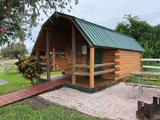 Okeechobee, Florida Lodging | Okeechobee KOA Resort