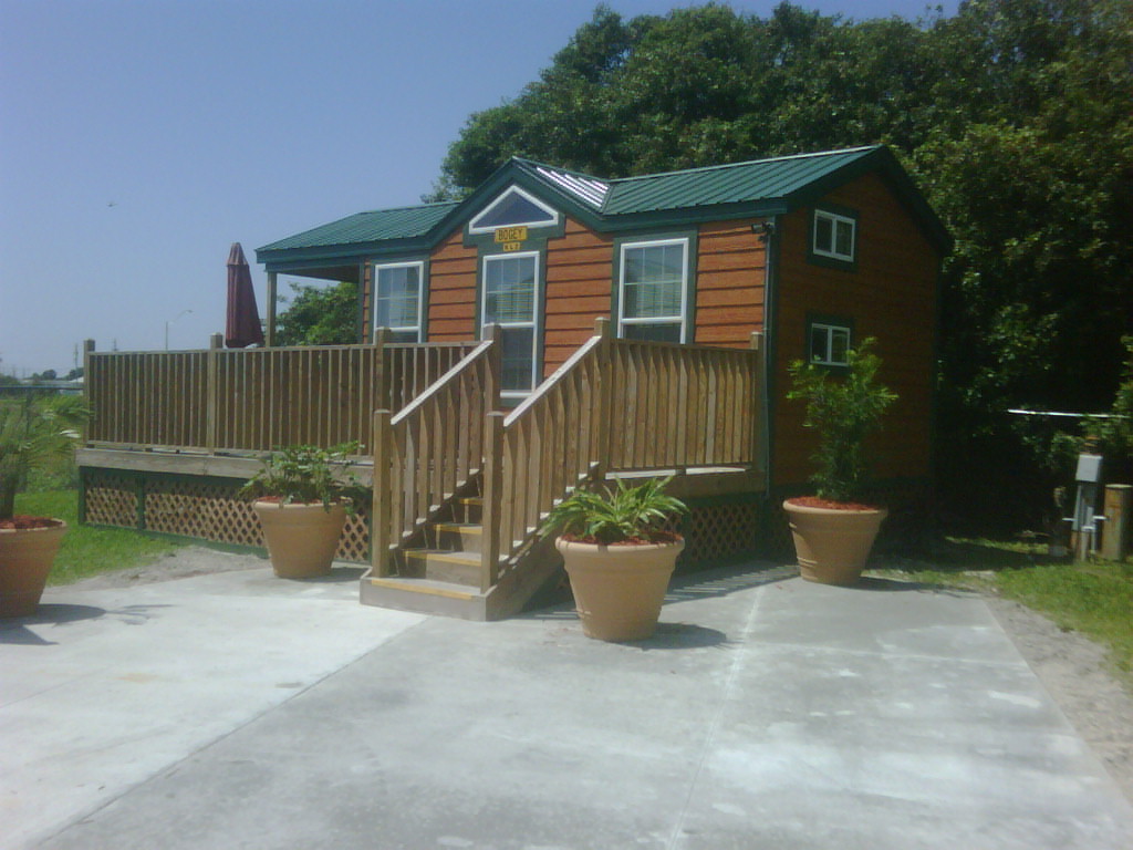 Okeechobee, Florida Lodging | Okeechobee KOA Resort