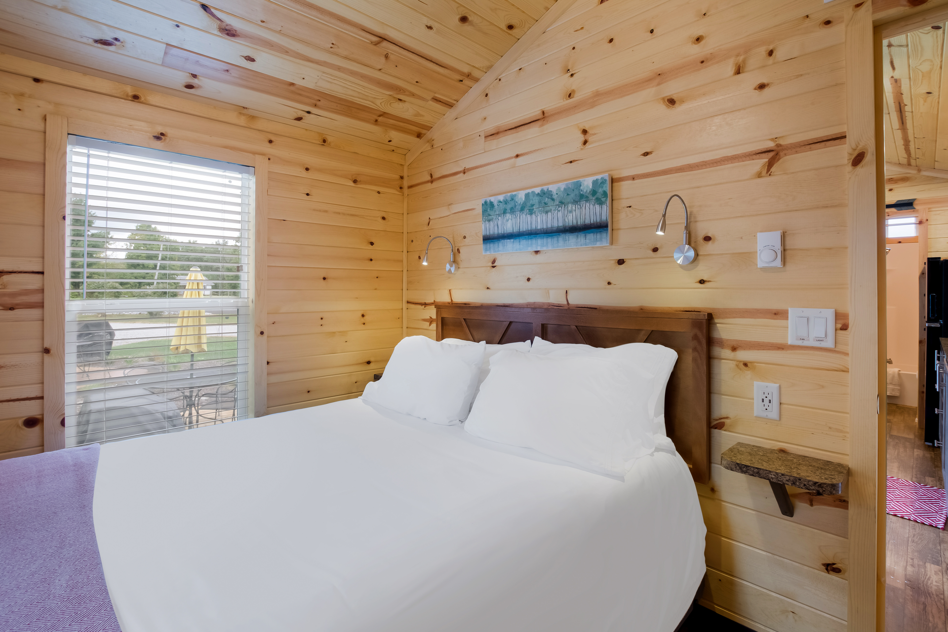 Deluxe Camping Cabins | Pigeon Forge/Gatlinburg KOA Holiday