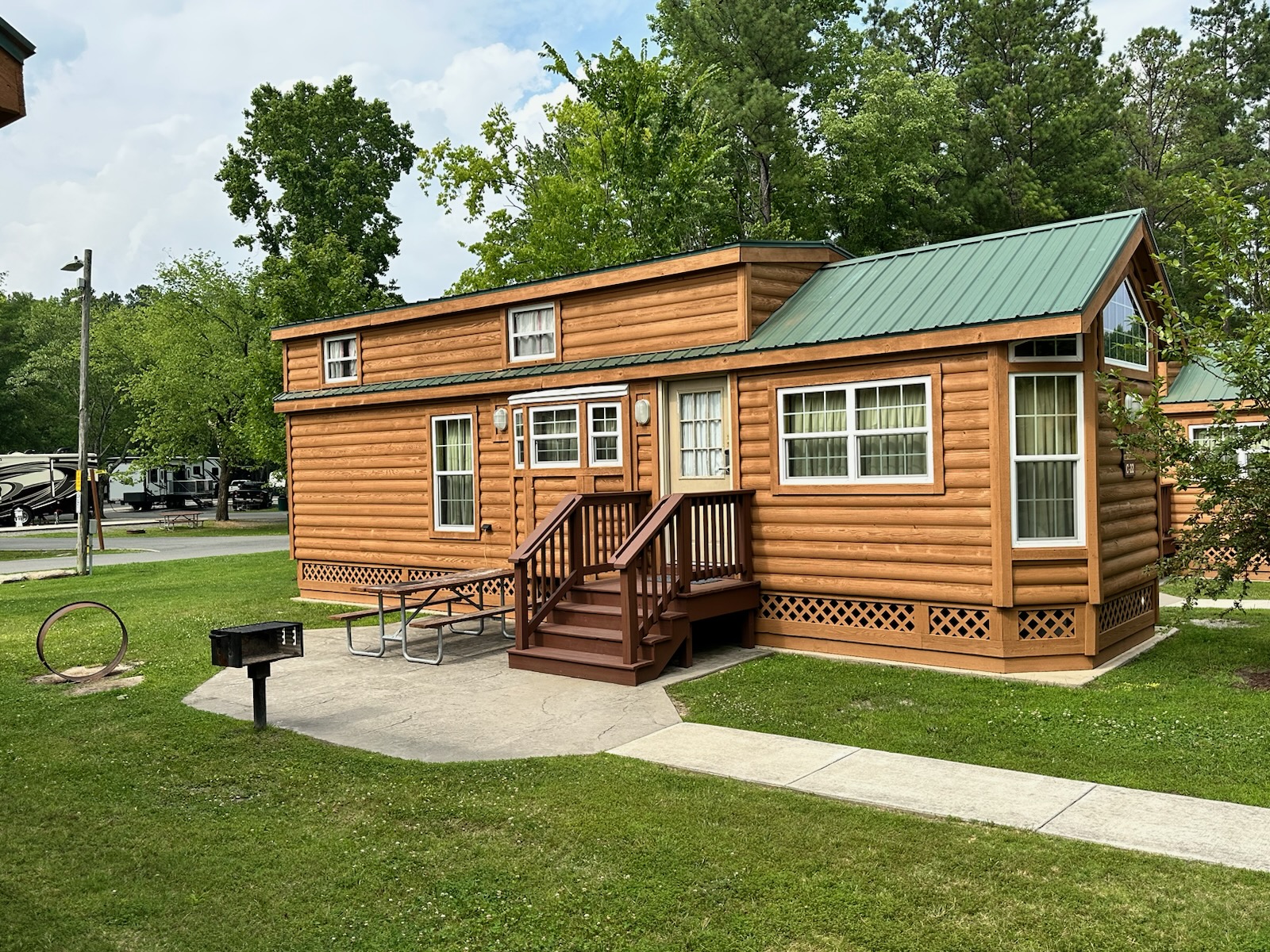 Doswell, Virginia Lodging | Richmond North / Kings Dominion KOA Holiday