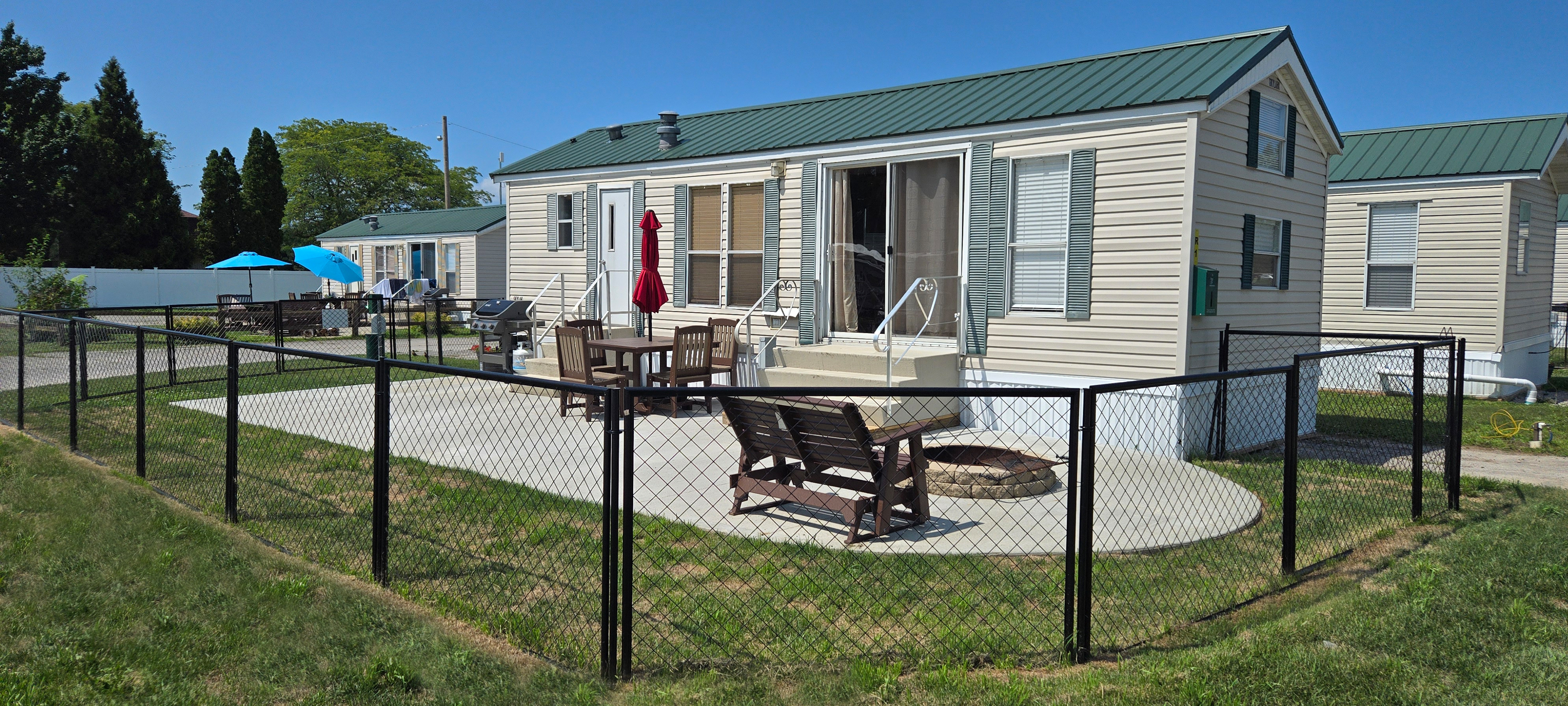 Deluxe Cabins in Sandusky Ohio | Lodging in Sandusky | KOA
