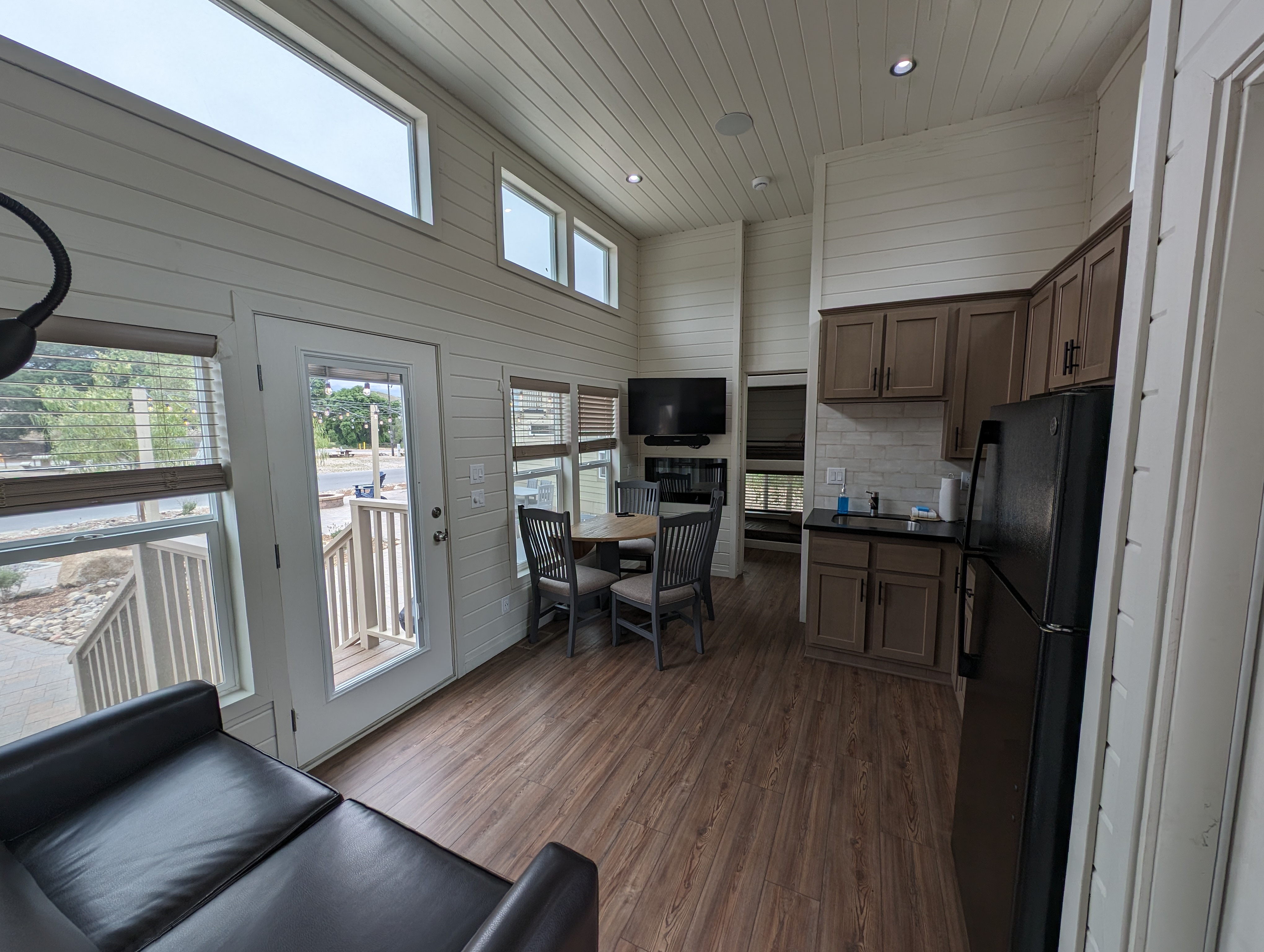 Cabin Campground Sites | Temecula KOA at Vail Lake