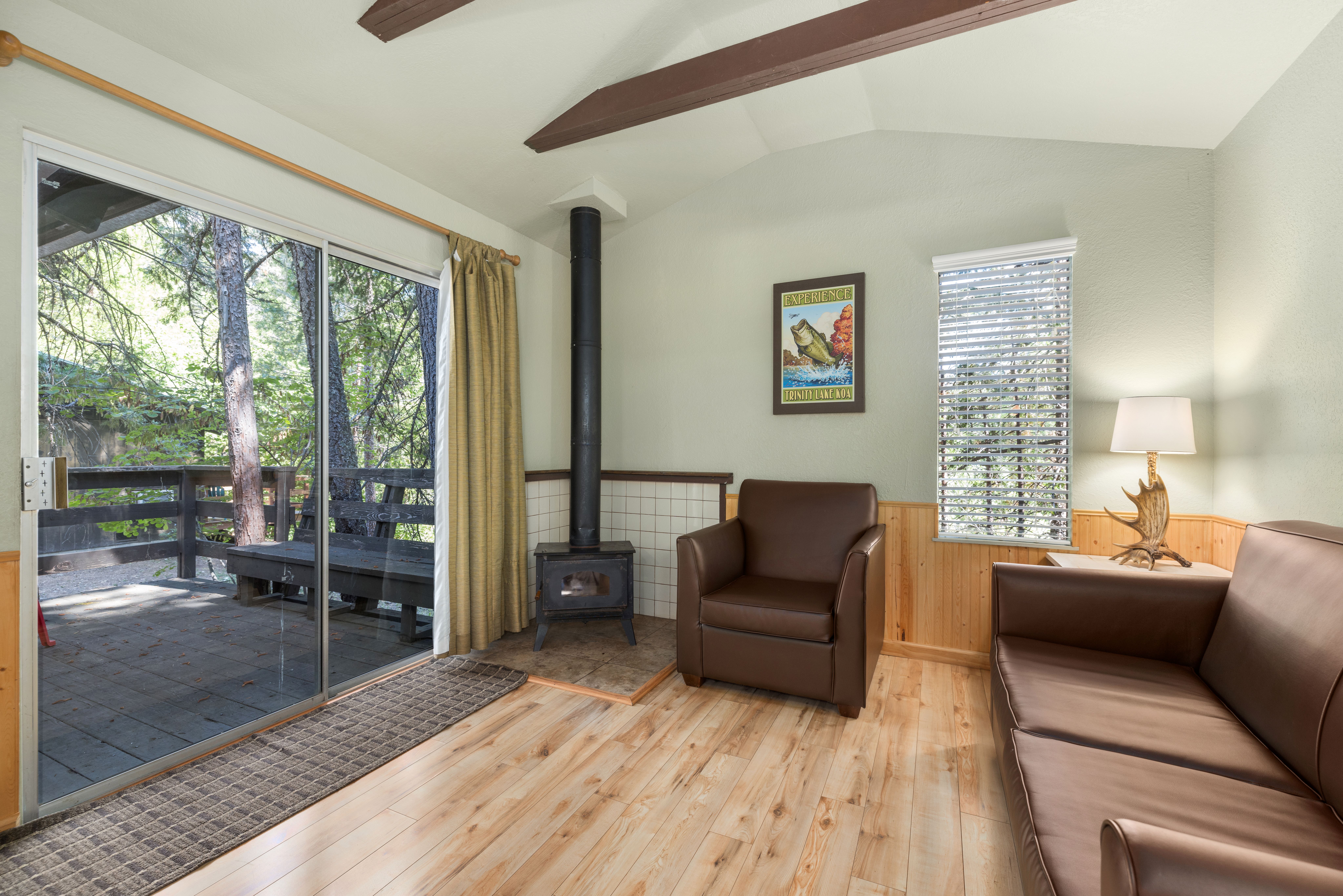 Trinity Center, California Lodging | Trinity Lake KOA Holiday