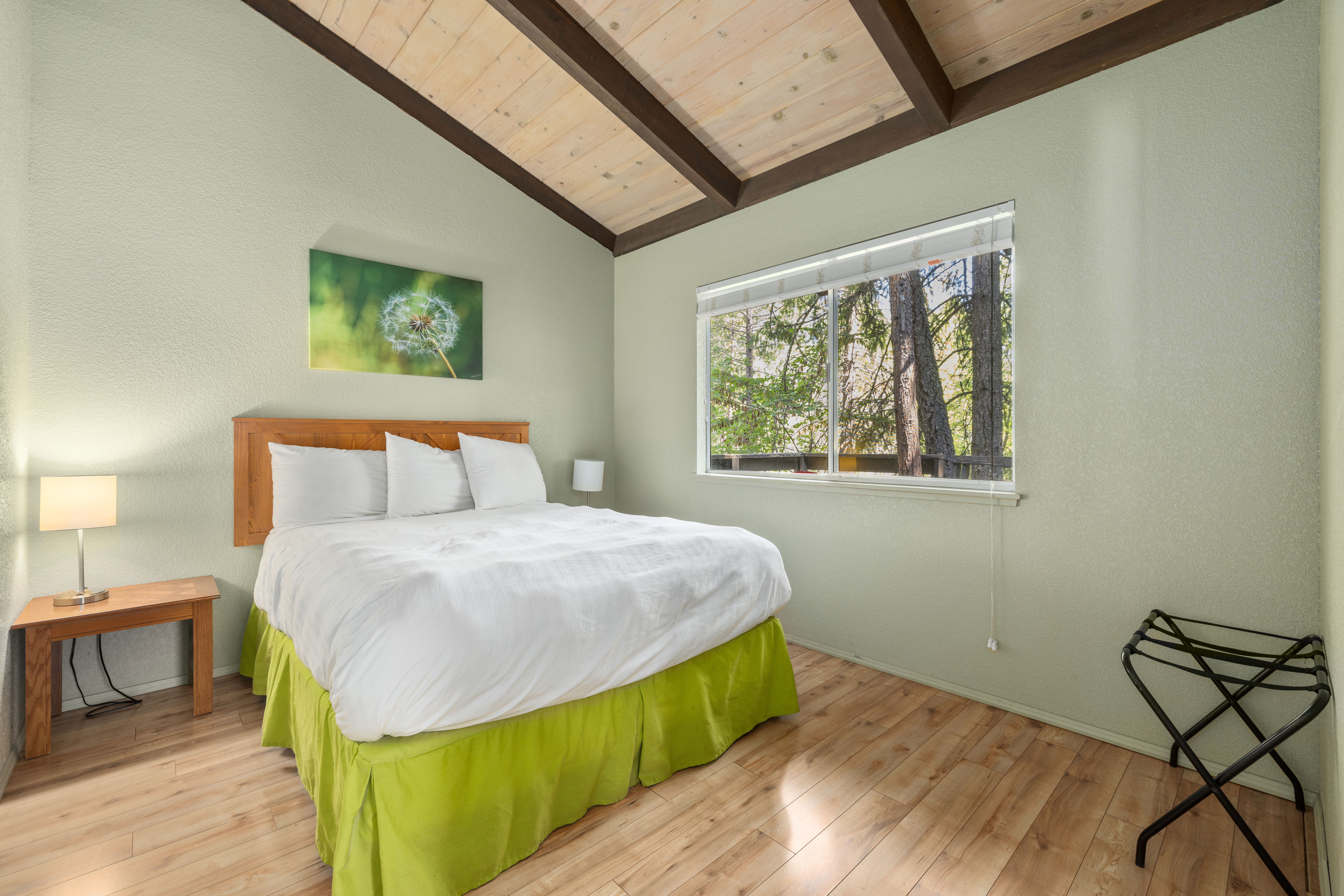 Trinity Center, California Lodging | Trinity Lake KOA Holiday