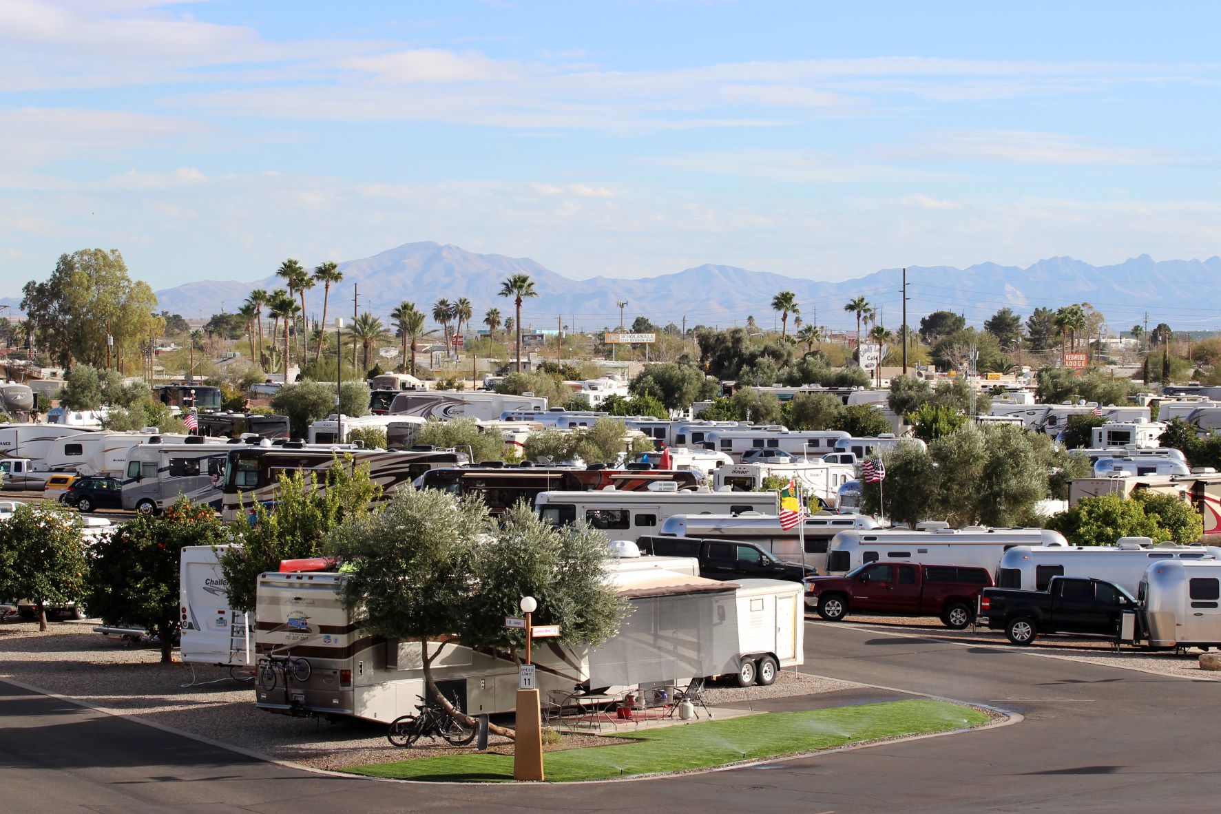 Luxury RV Park Campground | Tucson/Lazydays KOA Resort