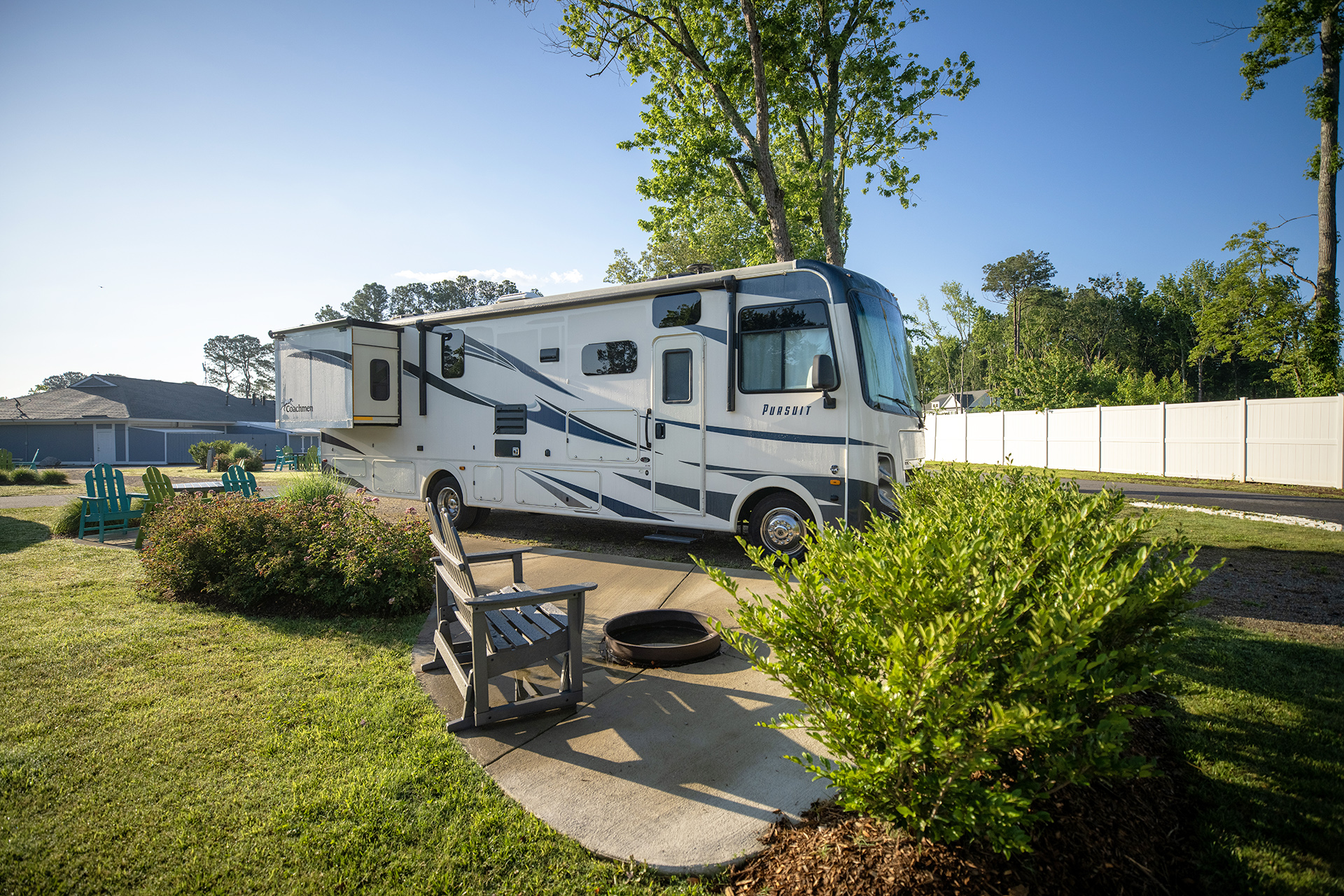 https://koa.com/campgrounds/virginia-beach/site-type/rv-camping-sites/