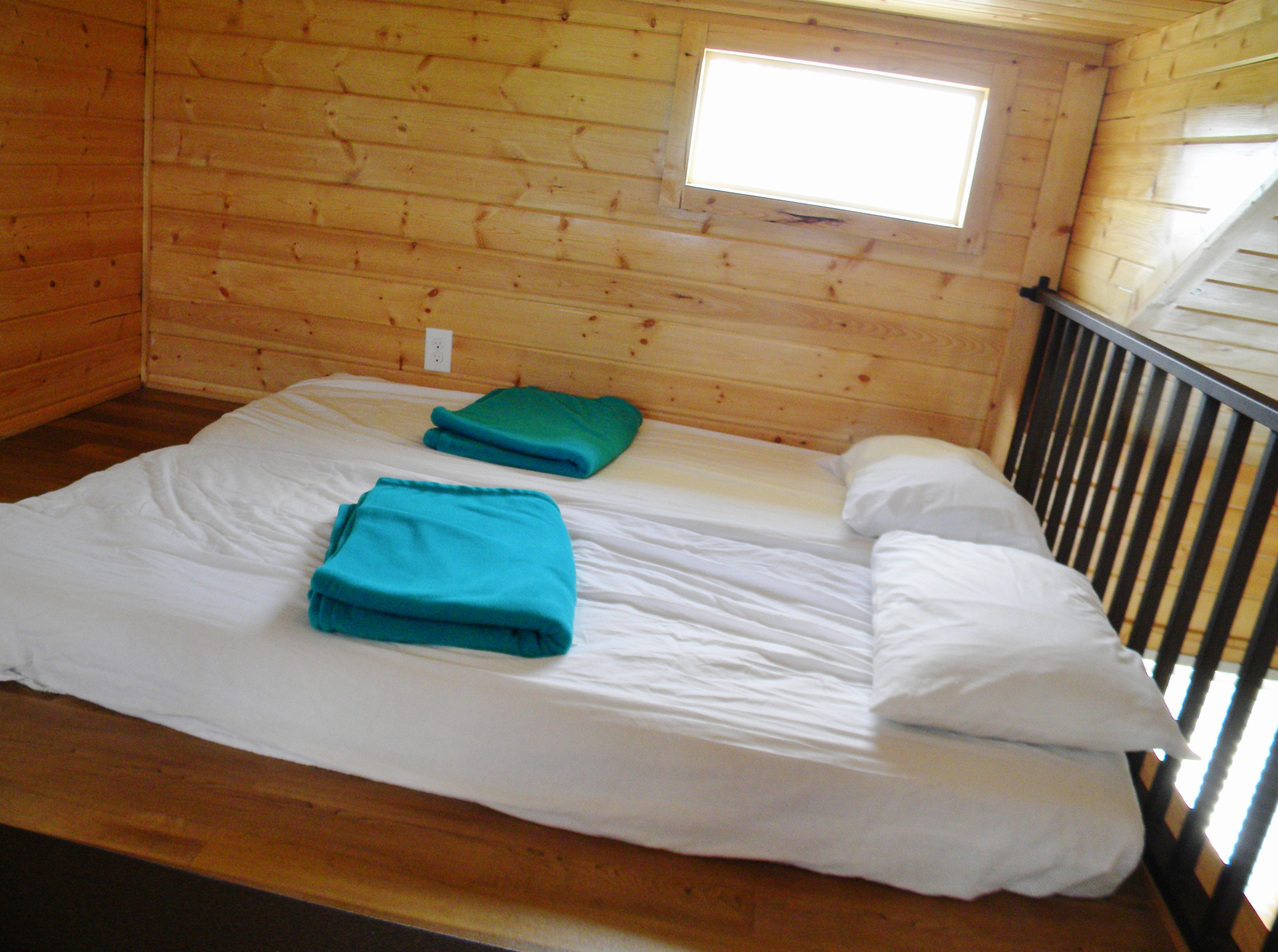 Waterloo, Iowa Lodging | Waterloo / Lost Island KOA Resort